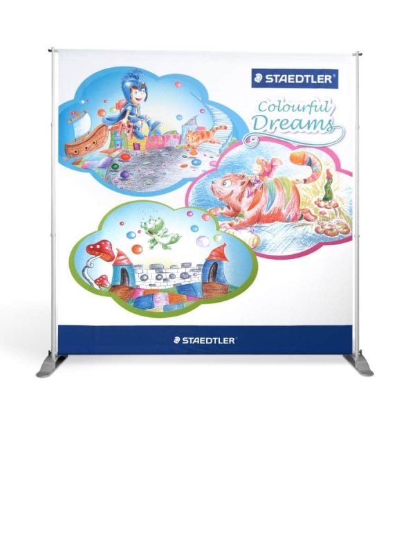 Eine Display Bannerwand bis 5,5 qm Werbefläche mit Stoffdruck